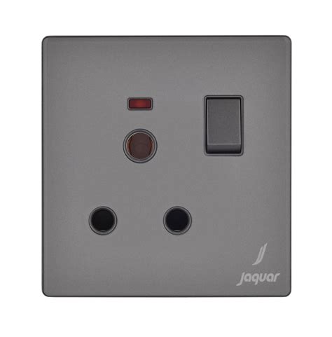 16a Switched Socket With Indicator