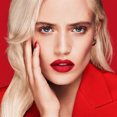 Son Mac Ruby New Đỏ đậm Powder Kiss Son Mac Ruby New Đỏ đậm Powder Kiss Saigonscent