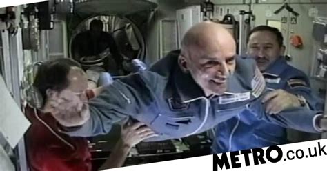 Watch Worlds First Space Tourist Dennis Tito Visits Iss In 2001 Metro Video