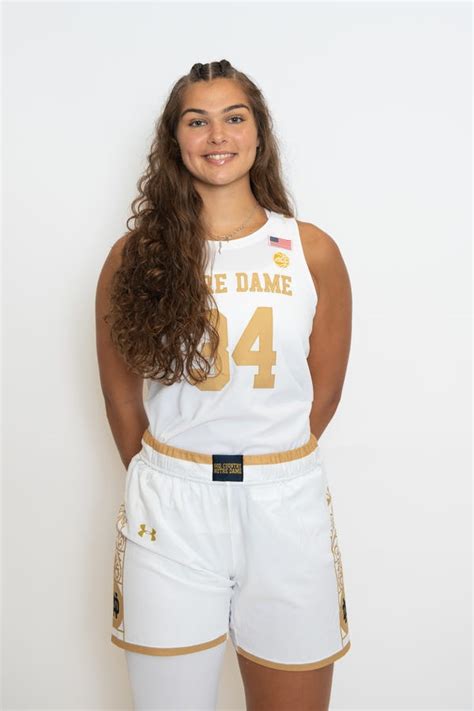 Womens College Basketball Notre Dame Maddy Westbeld Profile