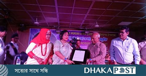 ৬টি বাস উপহার পাচ্ছেন বাঙলা কলেজের শিক্ষার্থীরা