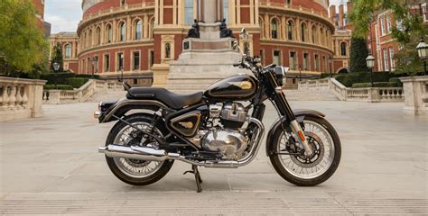 Royal Enfield Bullet 650 Bemutató 2026