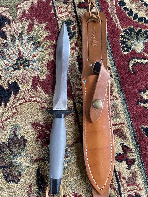 Vintage Gerber Mark II Combat Knives for sale - Old Pocket Knives