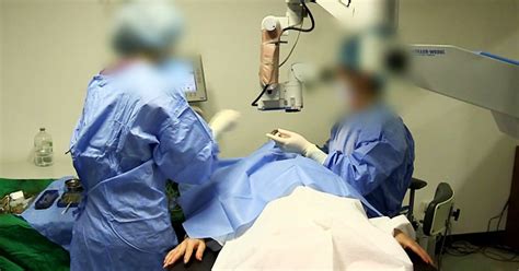 가슴 성형 후 관리 부실하면 파열 위험