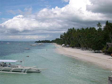 Alona Beach Wikipedia