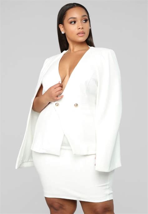 Épinglé par MickeyStyles sur Plus Size Fashion and Style | Mode femme, Mode, Femme