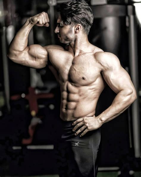 Wardha Physician And Bodybuilder Anand Musclemania India