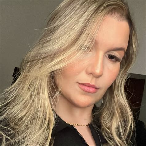 Anna Carolina Mendonça