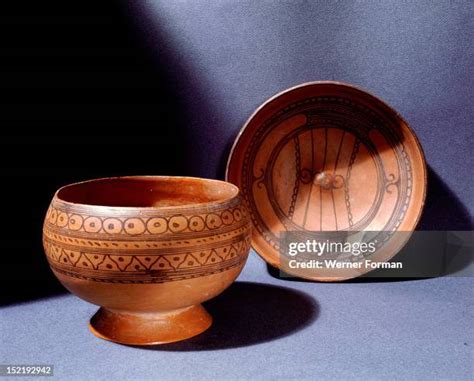 Aztec Bowl Photos And Premium High Res Pictures Getty Images