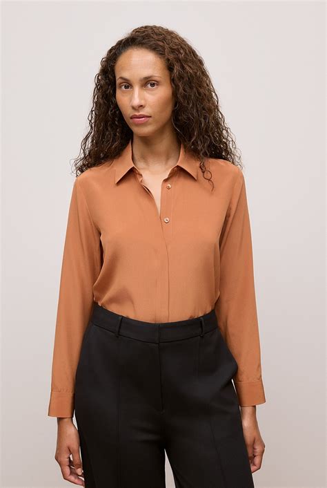 Sierra Silk Concealed Placket Shirt Women Shirts Trenery