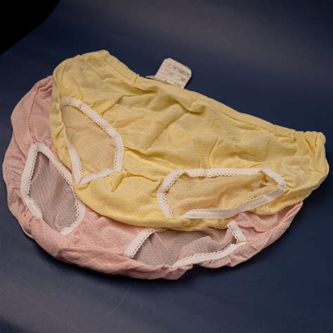 Polyester Knickers Ladies Polyester Underwear Size Small Vintage Yellow