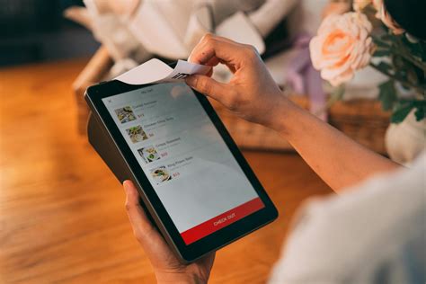 Pos 시스템 거래 고객 서비스 기기 기술 꽃꽂이 디지털 결제 디지털 영수증 매장 체크아웃 메뉴 비접촉식 비즈니스 비즈니스 거래 사용자 경험 사용자