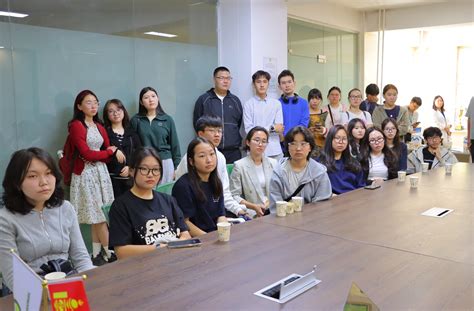 ГССҮТ Д САЙН ДУРЫН 51 АЖИЛТАН ХӨТӨЧ ЗӨВЛӨН ТУСЛАГЧААР ХАМТРАН АЖИЛЛАЖ ЭХЭЛЛЭЭ