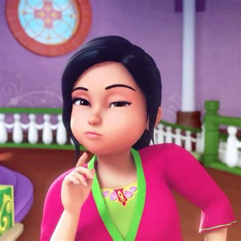 Putri Bali Putri Empati