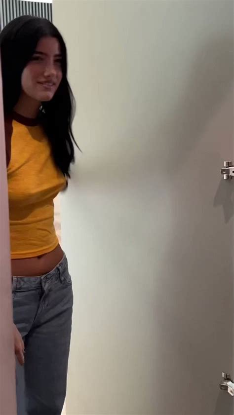 Hot Celebs Page On Twitter Charli DAmelio Https T Co T3FKgdIan9 Twitter