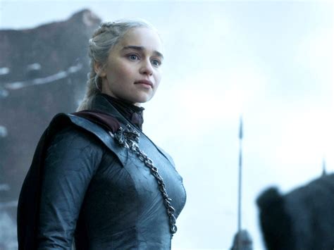 Emilia Clarke Daenerys Targaryen Hot