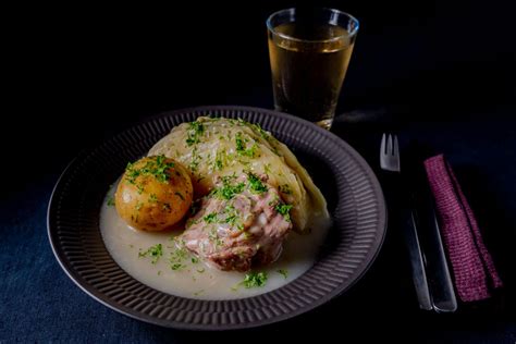 Norwegian National Dish Fårikål Mutton And Cabbage Stew Sy Selkie