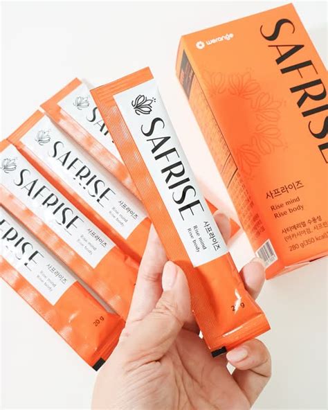 퇴근해도 바쁜 직딩 쩐나씨 🙌 협찬 사프란 사프라이즈 세로토닌 행복호르몬 을 높여줄 수 있는 활력템 추천 🧡 평소 감정기복 이 심하고 우울감 이 자주