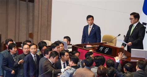 악질 추심 등 불법 대부계약 원리금 무효국회 통과