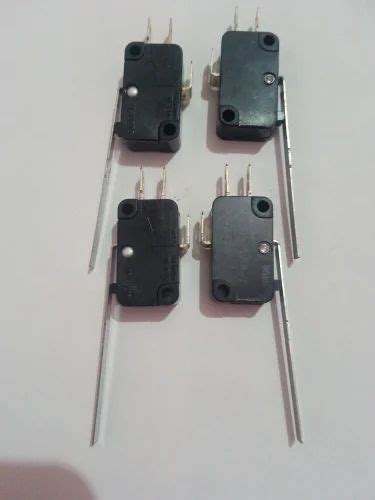 Lever 250v Omron Micro Switch 15a At ₹ 250 Piece In Sonipat Id 2850658881855