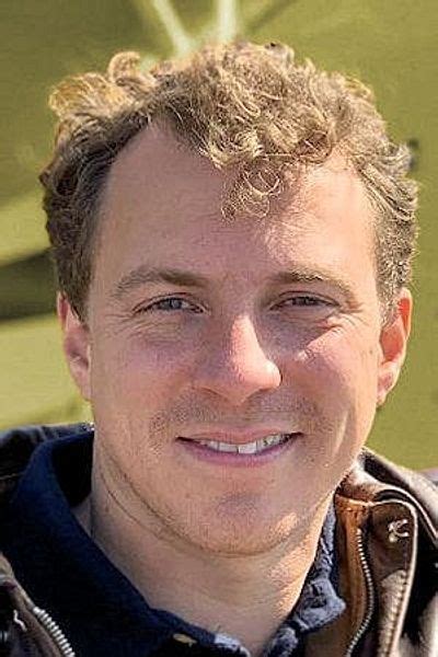 Arthur Williams About Entertainment Ie