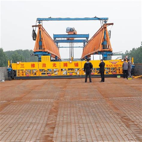 도로 건설을 위한 콘크리트 포장 재료 기계 도로 바닥 레벨링 스크리드 기계 제조업체 가격 Vanse Machinery