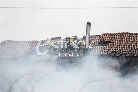 Pozar Naselje Brace Jerkovic E Stock