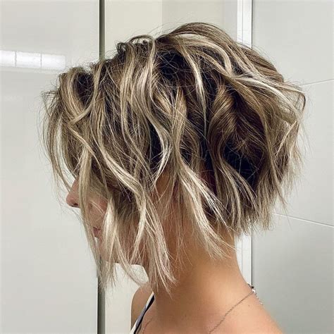 37 Most Requested Choppy Haircuts For A Subtly Edgy Style