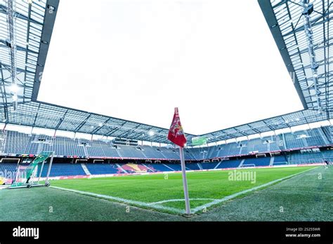 Die Red Bull Arena Innenansicht Eckfahne Testspiel Fc Red Bull