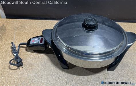 Saladmaster Stainless Steel Oil Core Electric Skillet 12