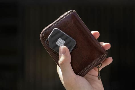 Forget All Your Passwords… This Portable Military Encrypted Password Manager Will Remember Them