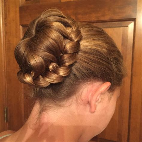Lace Braid Bun Lace Braid Braided Bun Hairdo