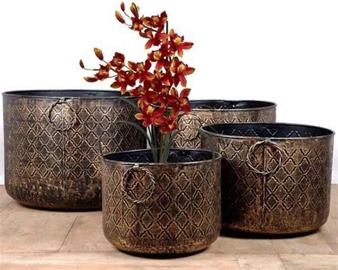 Brass Planters Size 8 At ₹ 1200kg In Moradabad Id 26815024191