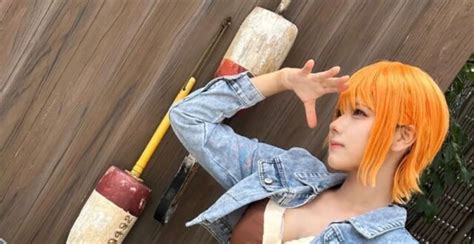海贼王娜美cos造型身材还原大长腿比原版还性感 腾讯新闻