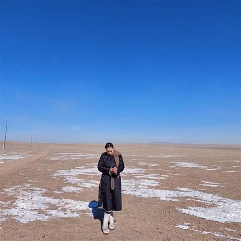 А Төрсөн нутгаас минь өөр сайхан нутаг гэж хаана ч үгүй ️💗 Facebook