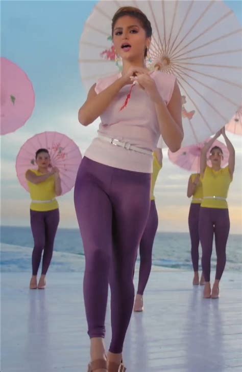 حلا الترك خصر نحيل وافخاذ ضخمة صور مثيرة الفن والجمال