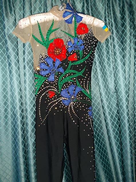 Купальник для художественной гимнастики — цена 2450 грн в каталоге