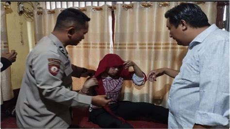 Seorang Wanita Nekat Lompat Dari Jembatan Ampera Palembang Begini Kondisinya Tribunsumsel Com