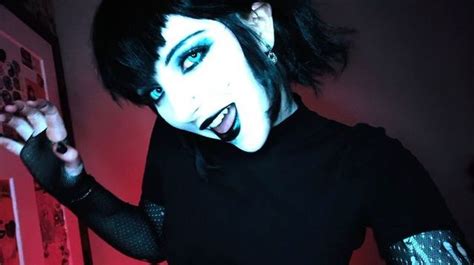 Bunnii On Instagram Posting One Goth Mommy After Another Mavis Maviscosplay