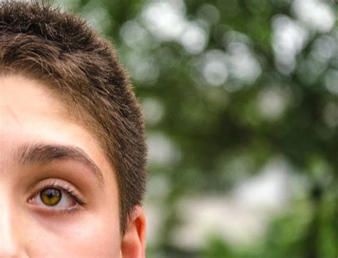 Premium Photo Close Up Of Cropped Woman