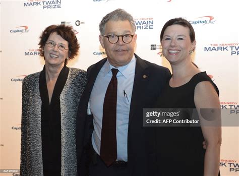 Us Senator Al Franken Franni Bryson And Their Daughter Thomasin