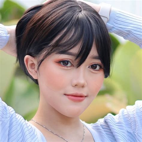 Sherry Moey Sherrymoe • Threads Say More Sherry Moey Sherrymoe • Threads Say More