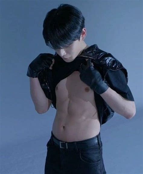 Pin By Bianca Miller On K Pop And What Not Hot Korean Guys Anime