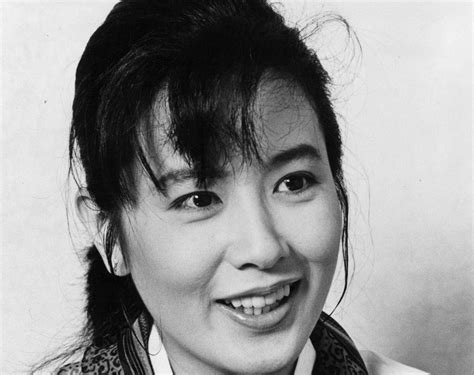 「カクホの女」から6年名取裕子、劇場で隣の〝イケメン〟と再会2ショットに反響「あるんですね」「美男美女」：「おっ！」でつながる地元密着のスポーツ応援メディア 西スポweb Otto