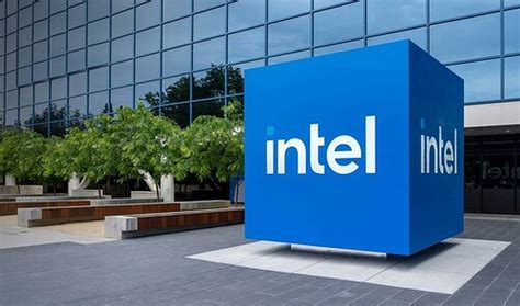 Intel Exec On Bringing Artificial Intelligence Into The Workplace