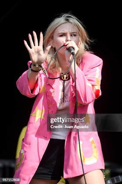 Pink Slips Photos And Premium High Res Pictures Getty Images