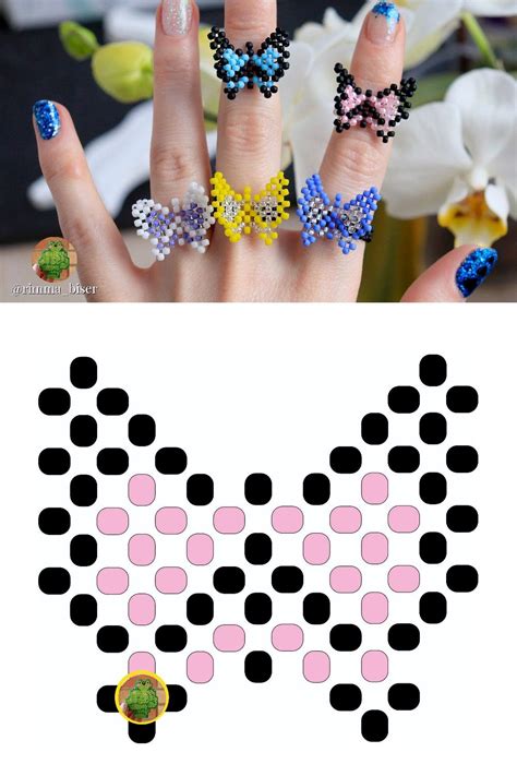 Кільце з метеликом з бісеру у техніці хрестик