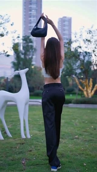 健身教练壁纸 健身教练手机壁纸 健身教练手机动态壁纸 元气壁纸