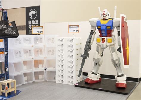 特力屋 X 機動戰士鋼彈 重磅合作初登場！ 巨型鋼彈模型霸氣現身必朝聖 Memeon 迷迷音