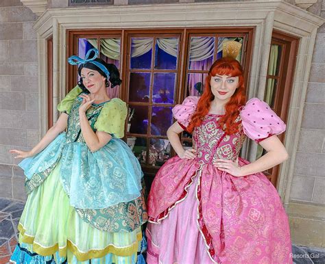Where To Meet Anastasia And Drizella At Disney World Evil Stepsisters